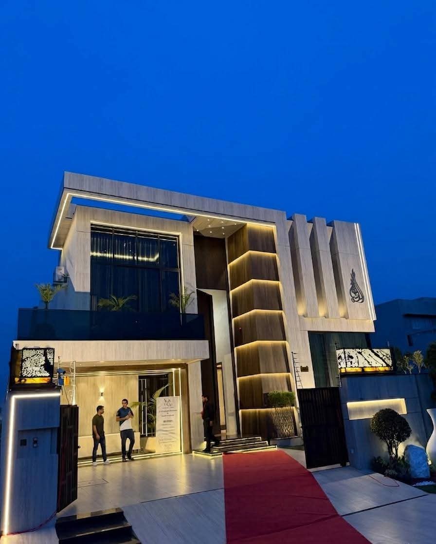 11.5 Marla Corner House Available In Bahria Town Lahore | Property ...